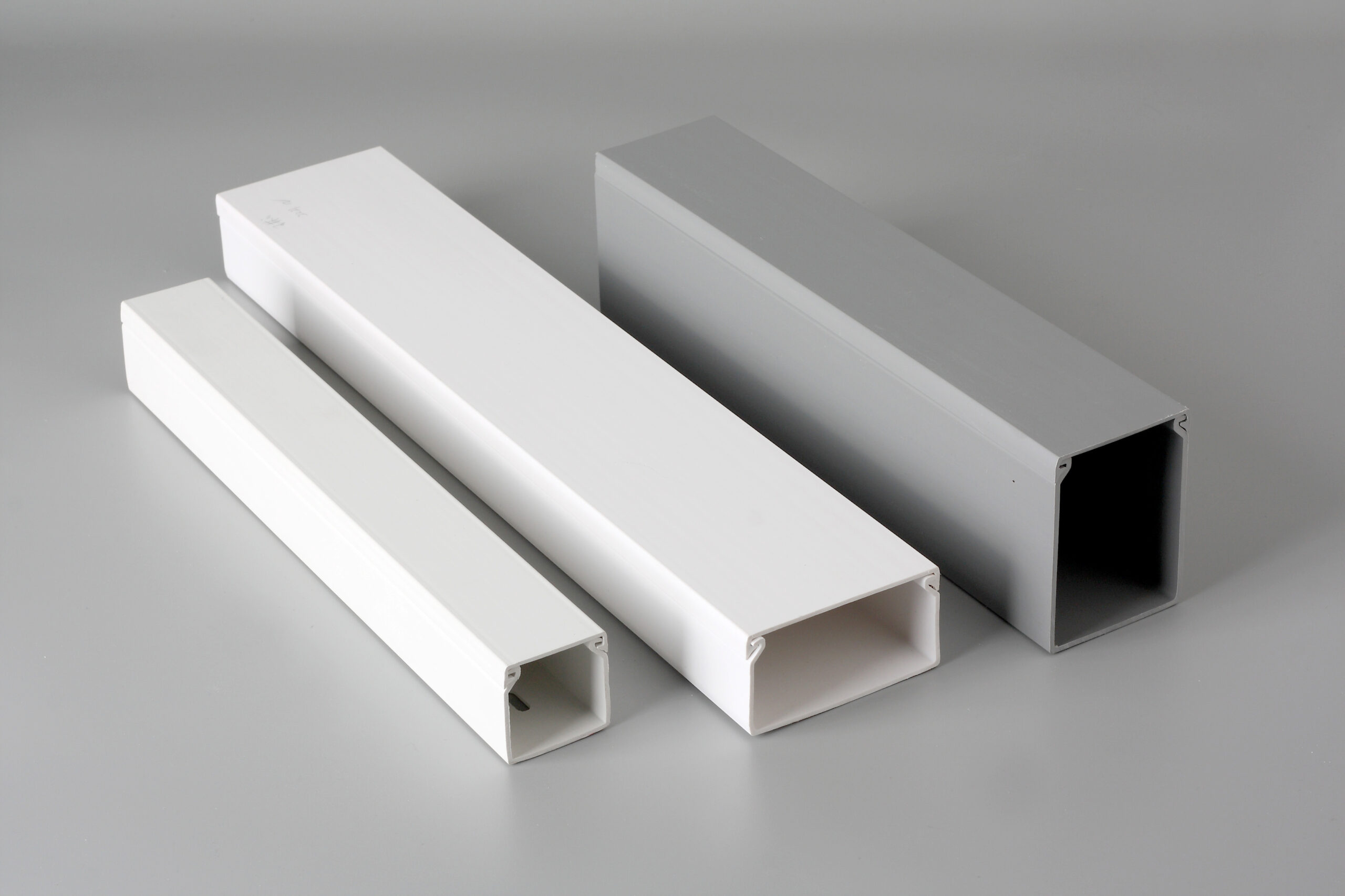 Slotted Trunking - Budgie